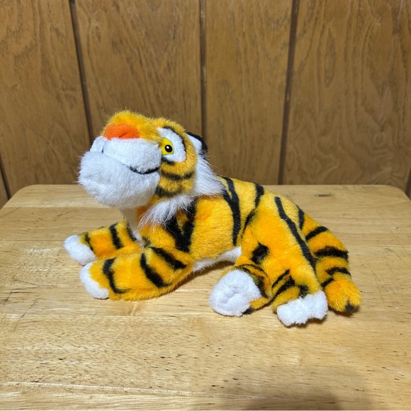 Mattel | Toys | Vintage Mattel Aladdin Rajah Plush Figure Tiger Walt ...